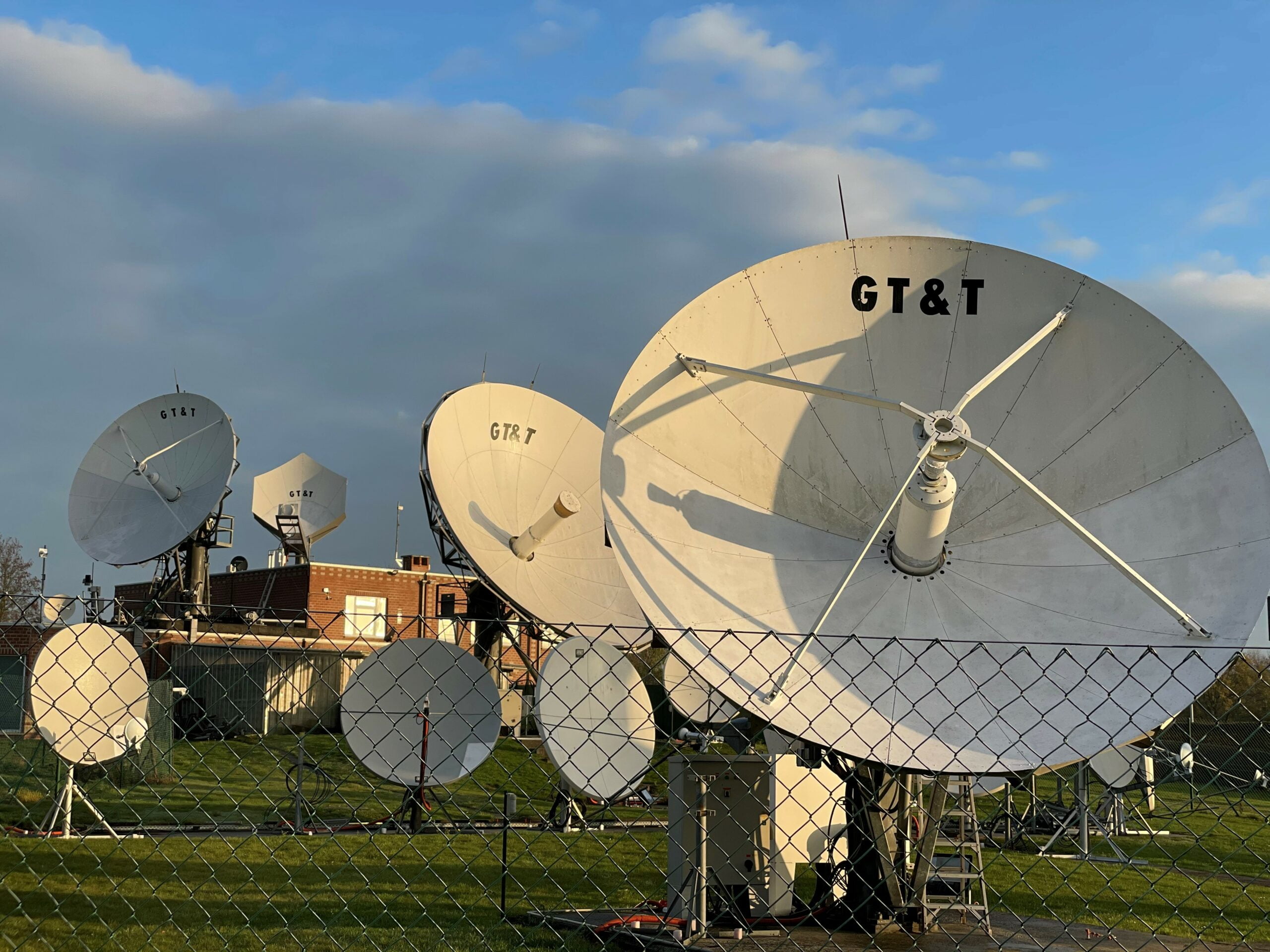 Satellite Internet Solution for Africa Middle-East Countries | IPSEOS